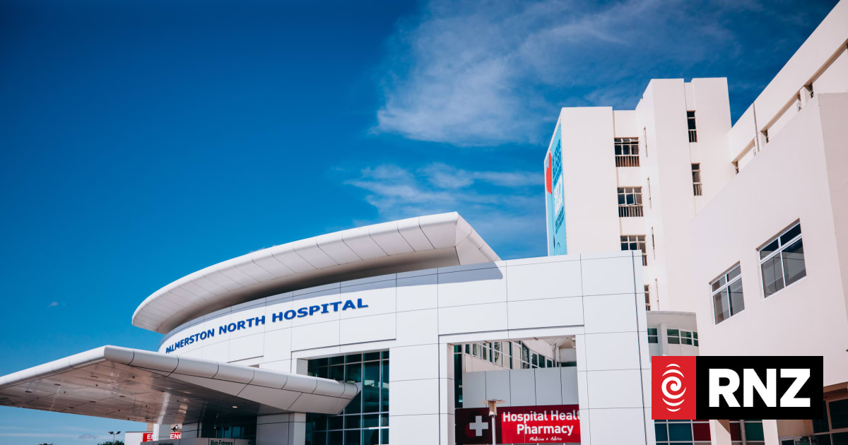 Doctor fails to check growth of foetus after pregnant woman's ...