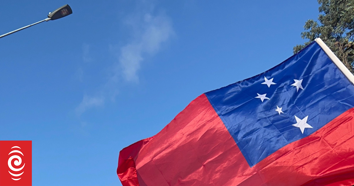 World Cup loss doesn't stop Toa Samoa fans | RNZ