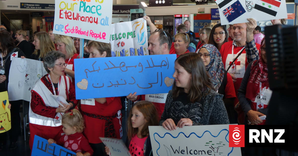 Syrians touch down in new southern home | RNZ