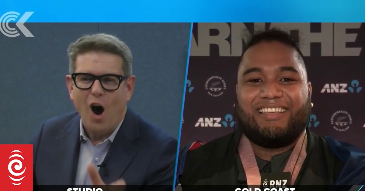 Weightlifter David Liti wins Gold, breaks Commonwealth record | RNZ