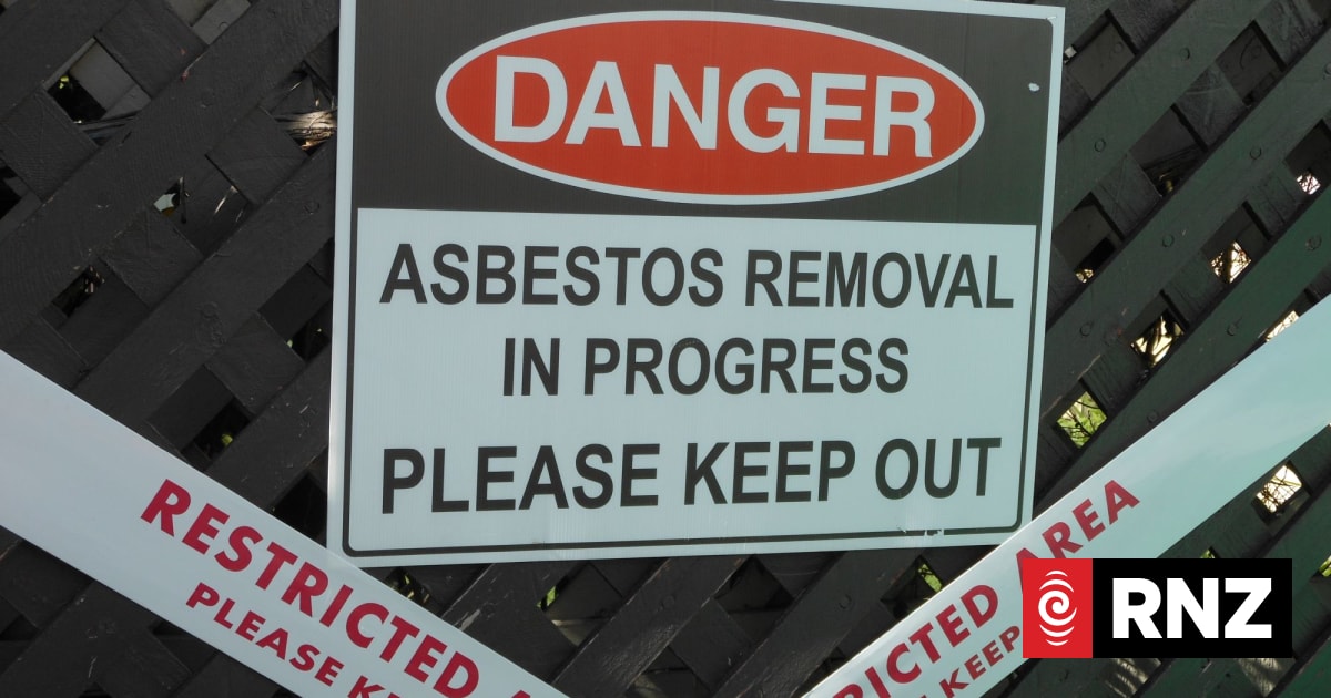 Dangerous asbestos found at Northland spa | RNZ