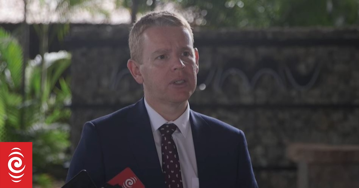 Watch: PM Chris Hipkins holds a media stand-up in Papua New Guinea | RNZ News