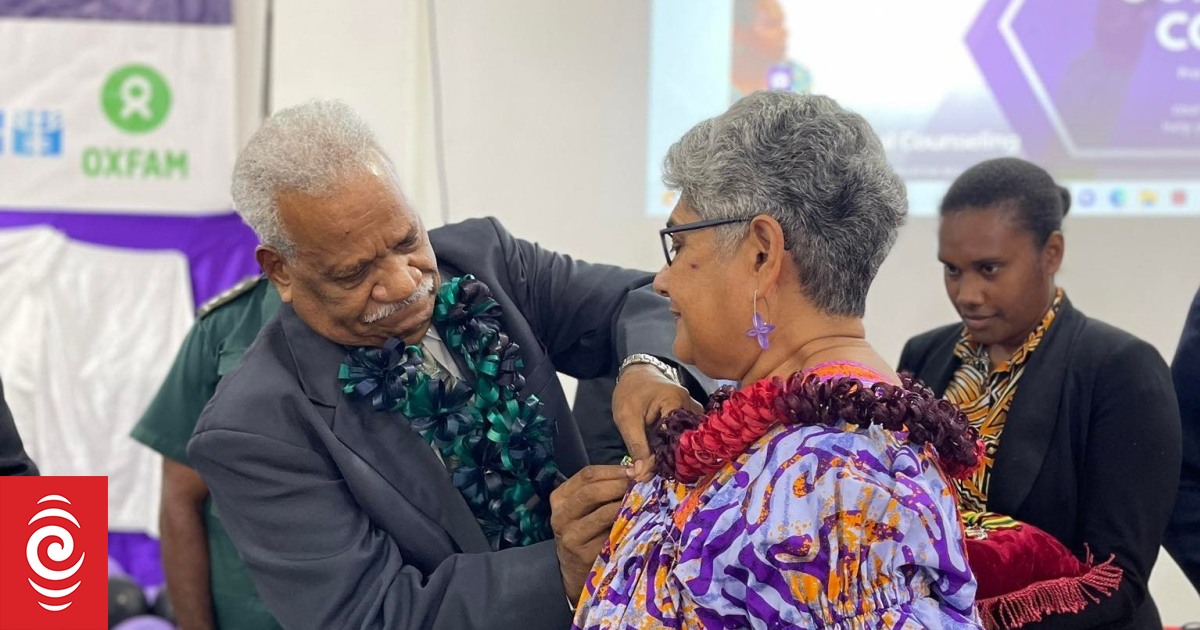 Fiji rights campaigner receives anniversary medal from Vanuatu | RNZ News
