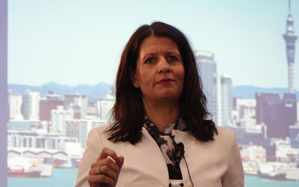 Housing goes untouched at mayoral debate | RNZ News