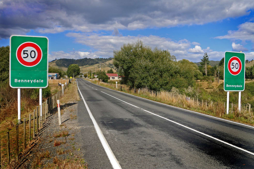 Benneydale gets new dual name Maniaiti/Benneydale | RNZ News
