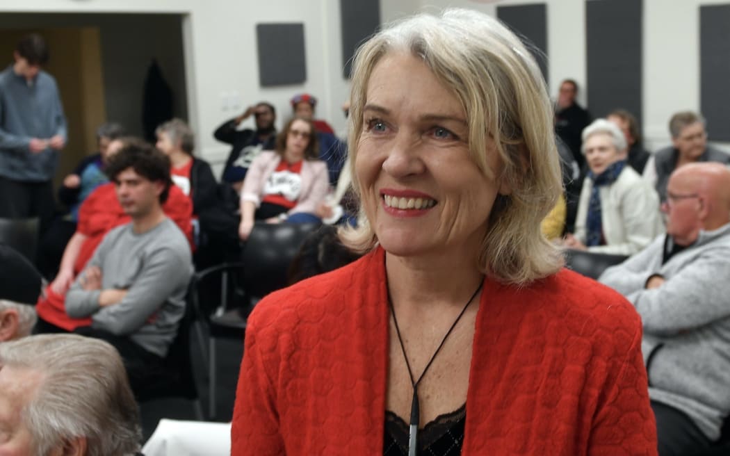 Labour MP slams Invercargill Mayor over youth offending stance | RNZ News