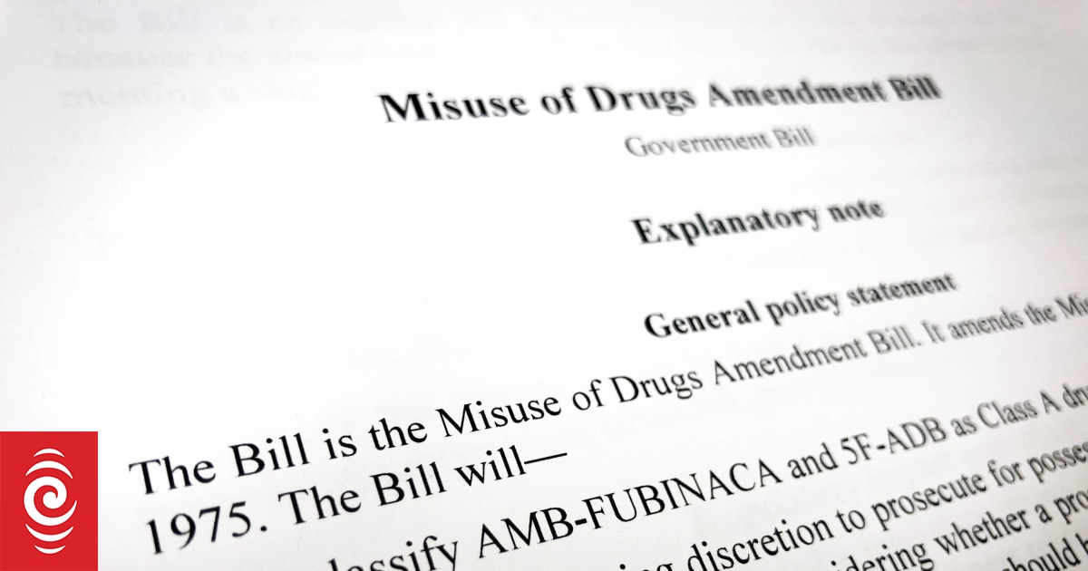 Support and criticism for misuse of drugs bill at select committee ...