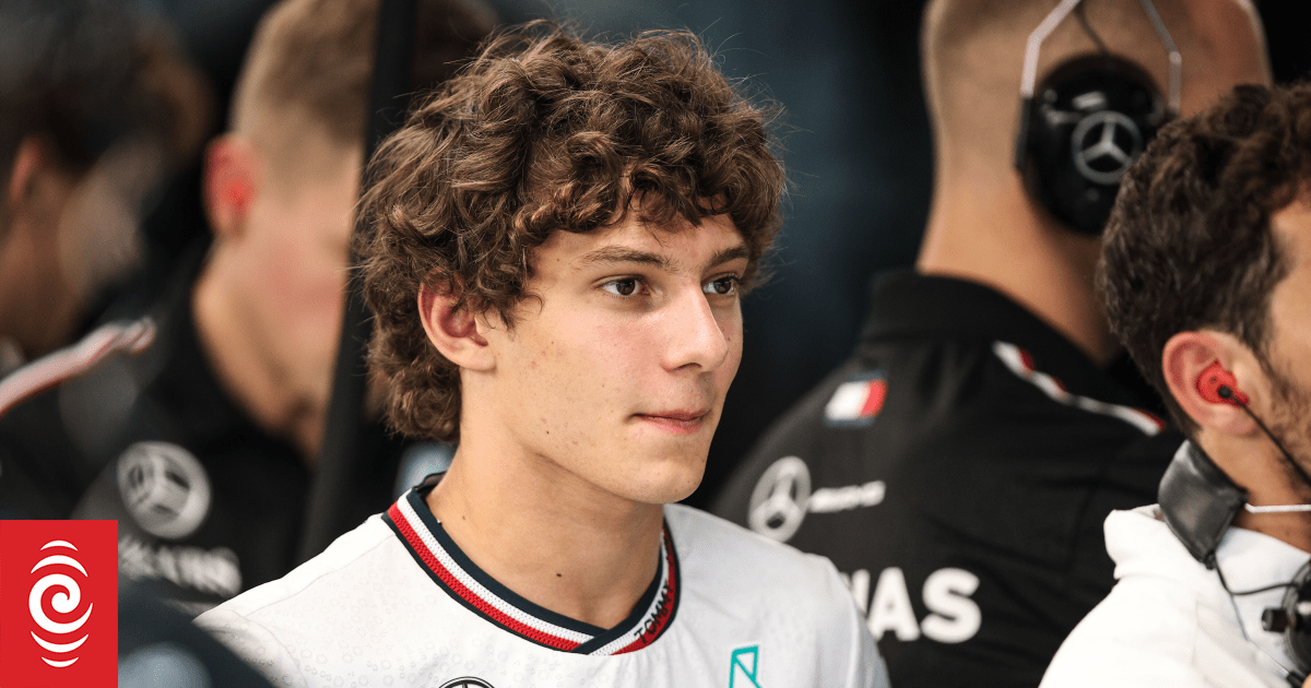 Formula 1 driver Kimi Antonelli passes his driving test | RNZ News