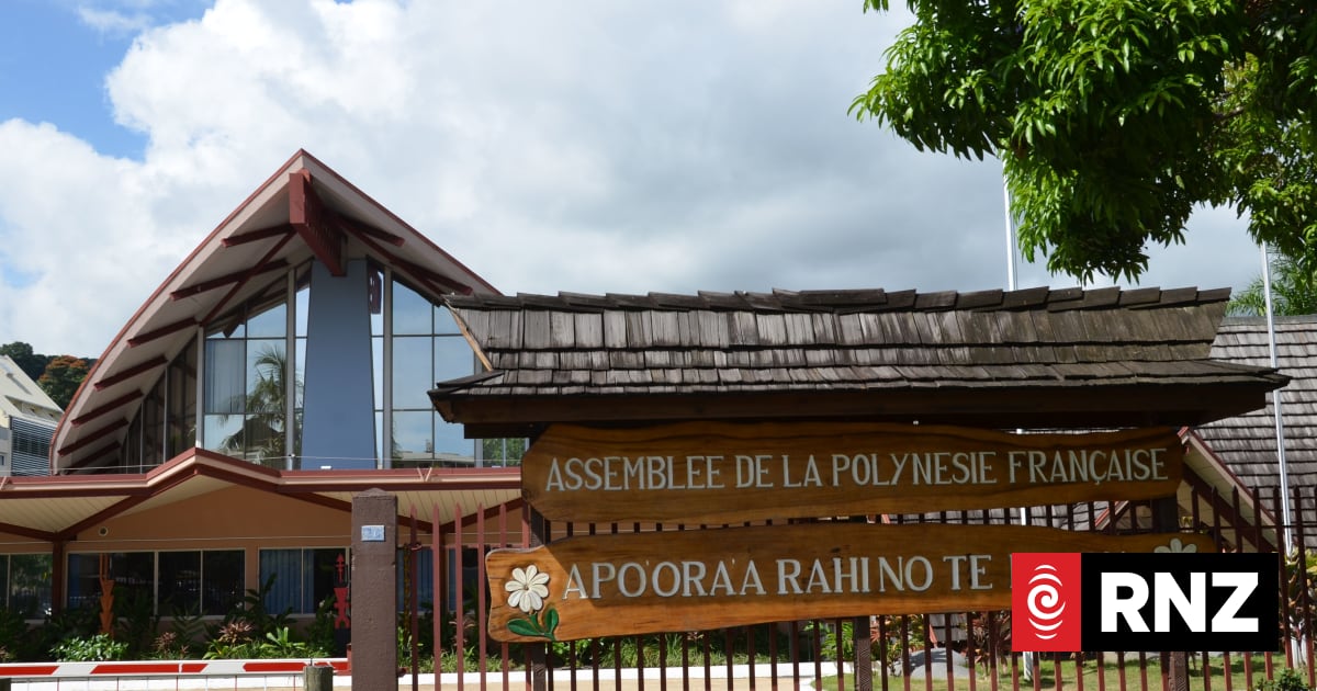 French Polynesia govt drops pension plans in face of protests | RNZ