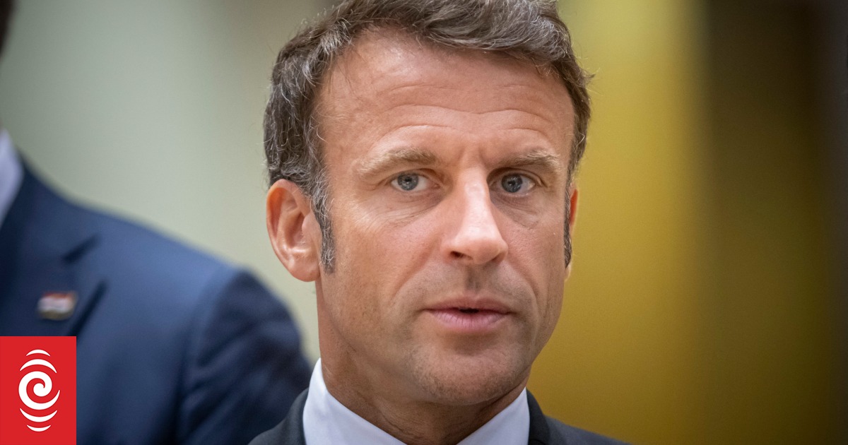 Emmanuel Macron meets French party leaders to try to name a prime ...
