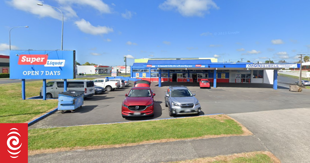 Ram-raid accusations: Mother charged with shooting at police so kids ...