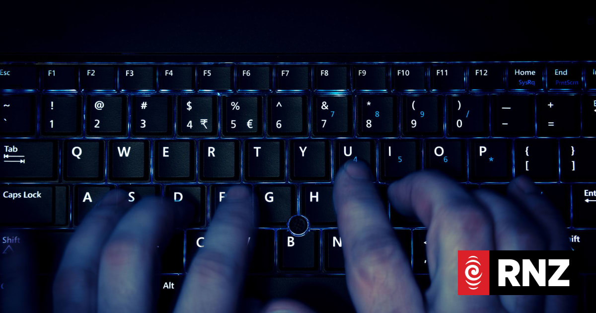 Kiwis netted in international online drug sting | RNZ