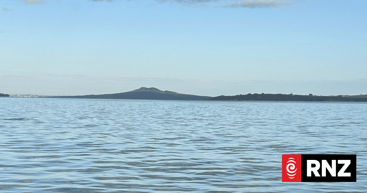 Concerns for owner of kayak found floating unattended near Beachlands ...