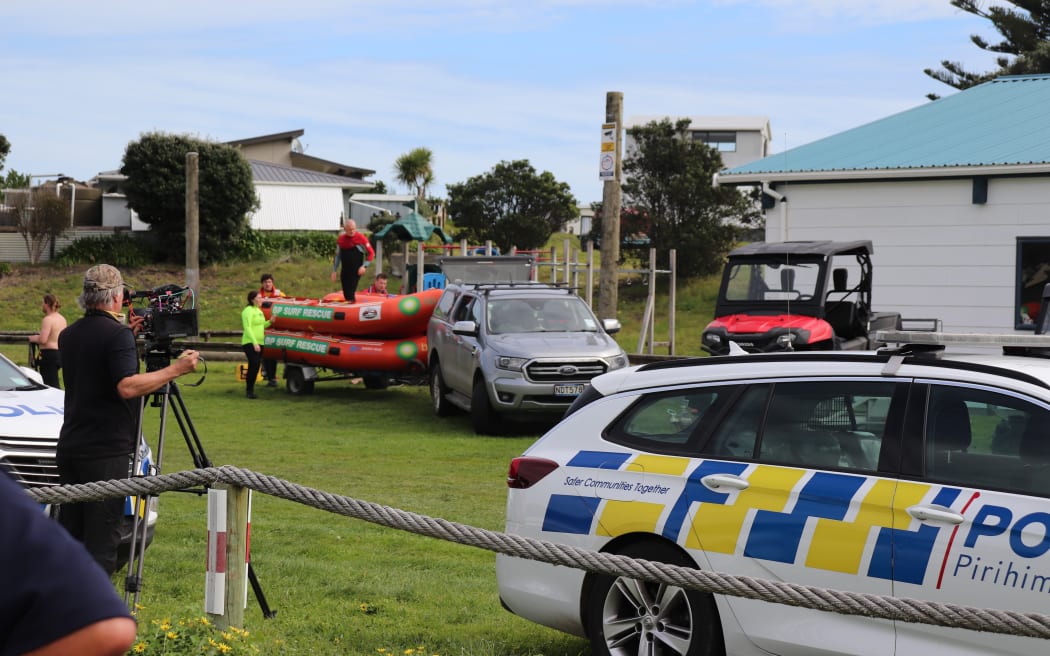 Could wanted man Tom Phillips be on or near his family farm? | RNZ News