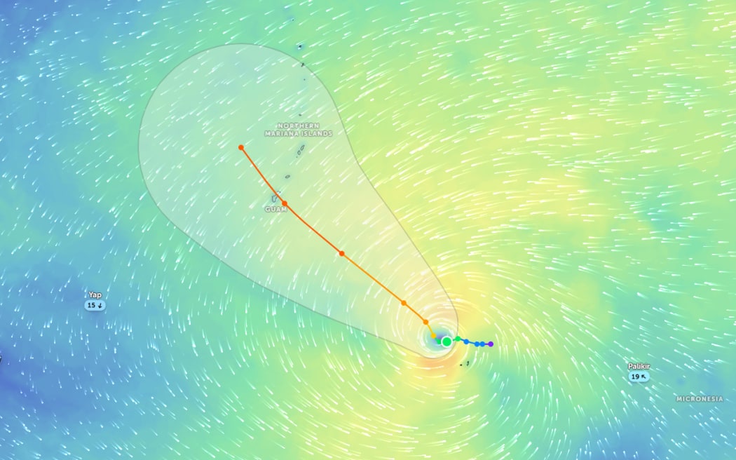 Tropical Storm Sinlaku strengthens, could hit CNMI as typhoon by Monday ...
