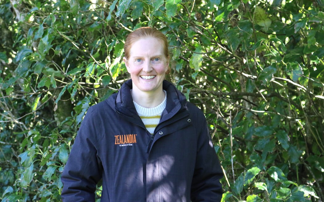 Takahē seniors to spend retirement at Zealandia | RNZ News