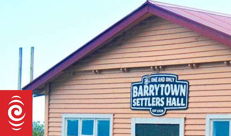 Saving Barrytown Hall from noise complaints | RNZ