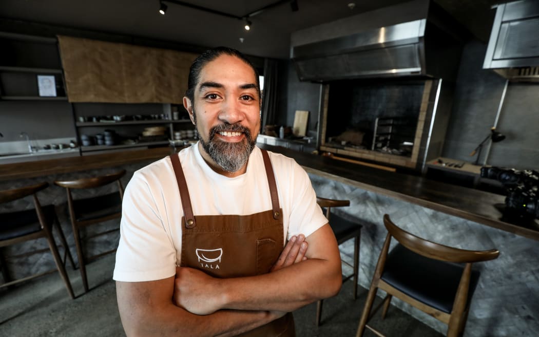 Samoan inspired restaurant wins Aotearoa food award | RNZ News