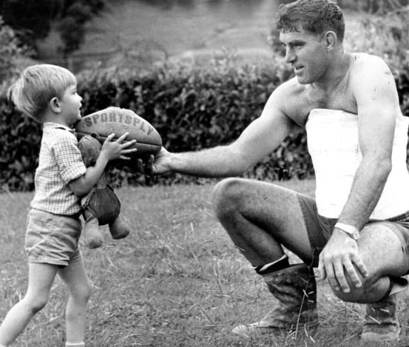 NZ Biography: Sir Colin Meads | RNZ