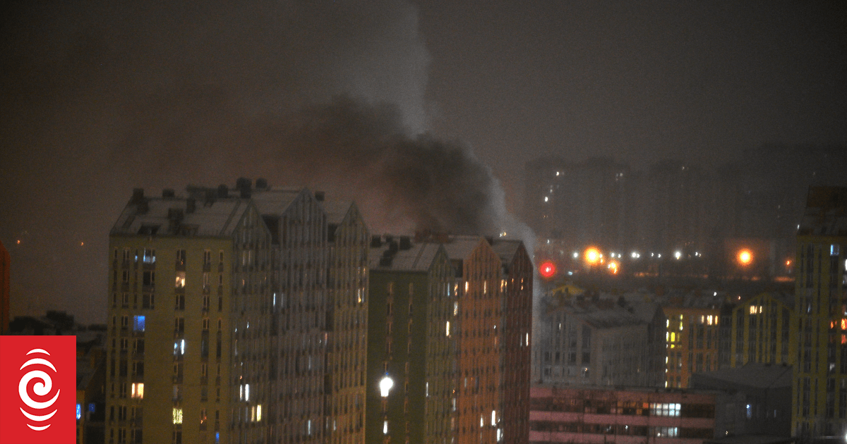 A thousand Kyiv apartment blocks still without heating after Russian ...