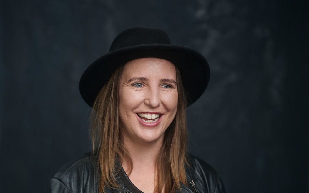 Elizabeth Morton's beast-eye view of climate change | RNZ