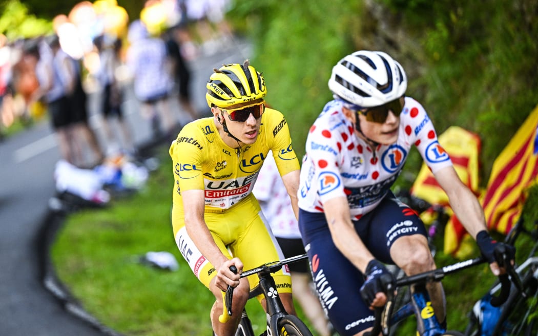 Pogacar stuns Tour de France field with solo climbing attack | RNZ News