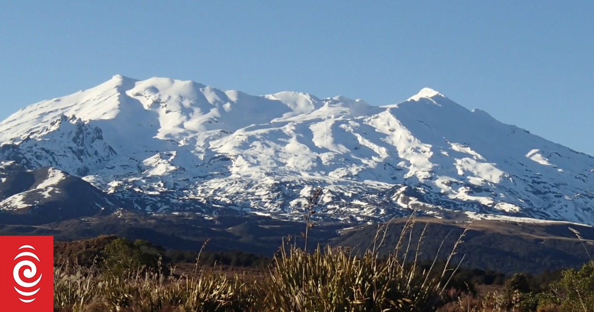Submissions flow on iwi bid to rename National Park village | RNZ News