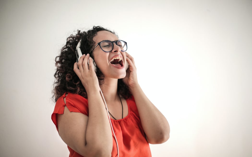 Expert feature: Singing | RNZ