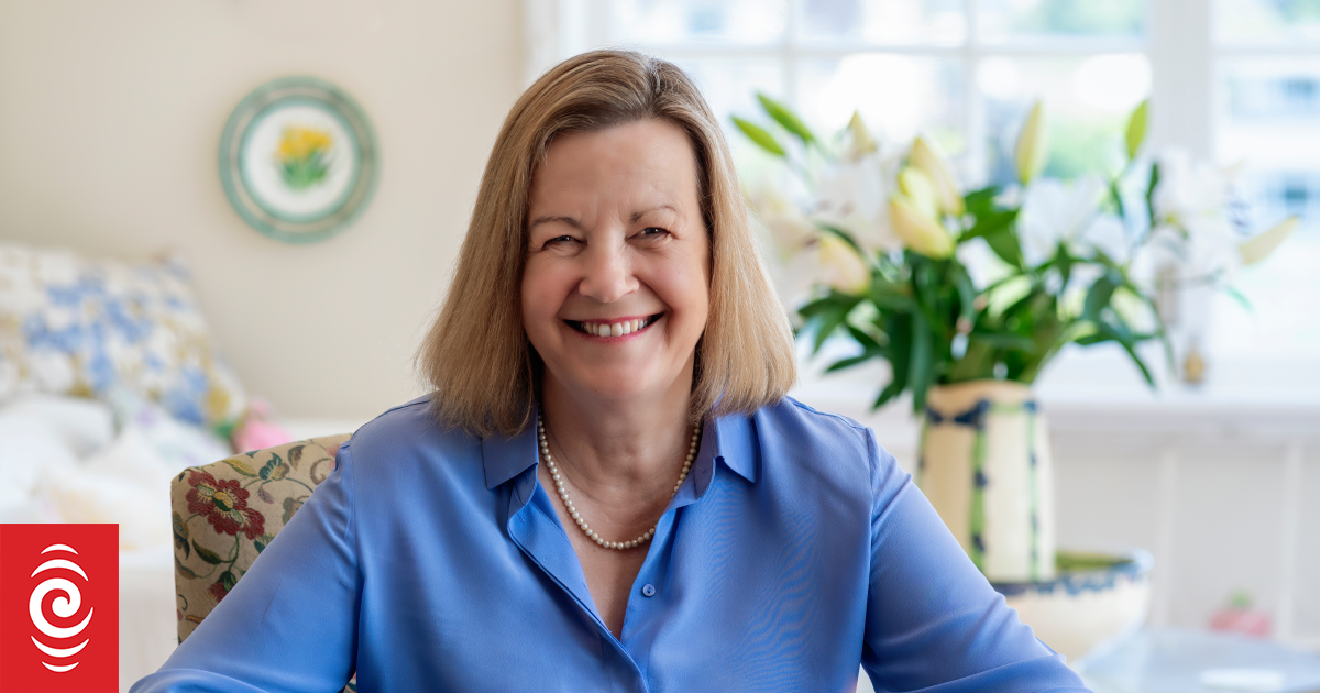 Charles Begg and his music stores | RNZ