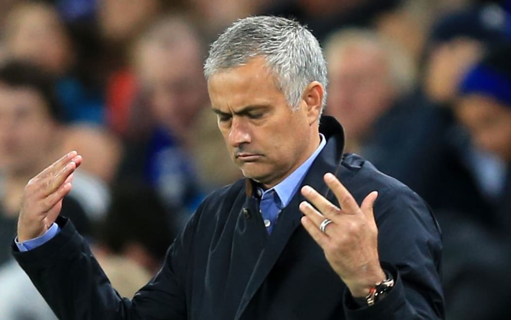 Mourinho gets some support from fans | RNZ News