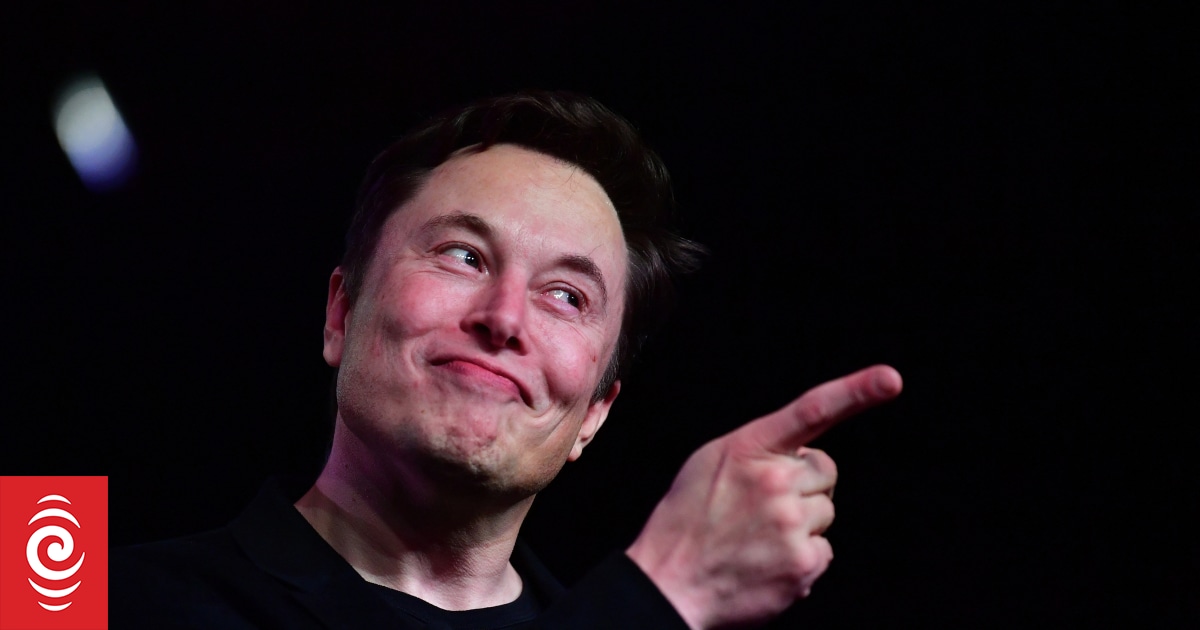 As Elon Musk takes over Twitter, free speech limits tested | RNZ News