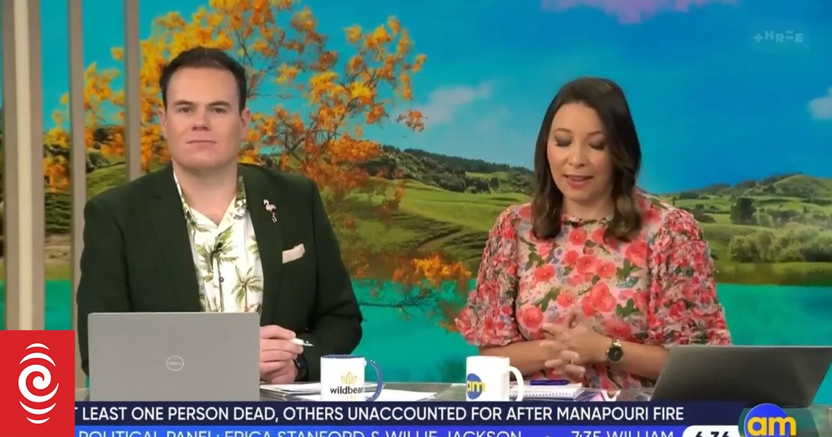 Tears and celebration as Three's AM says goodbye | RNZ News