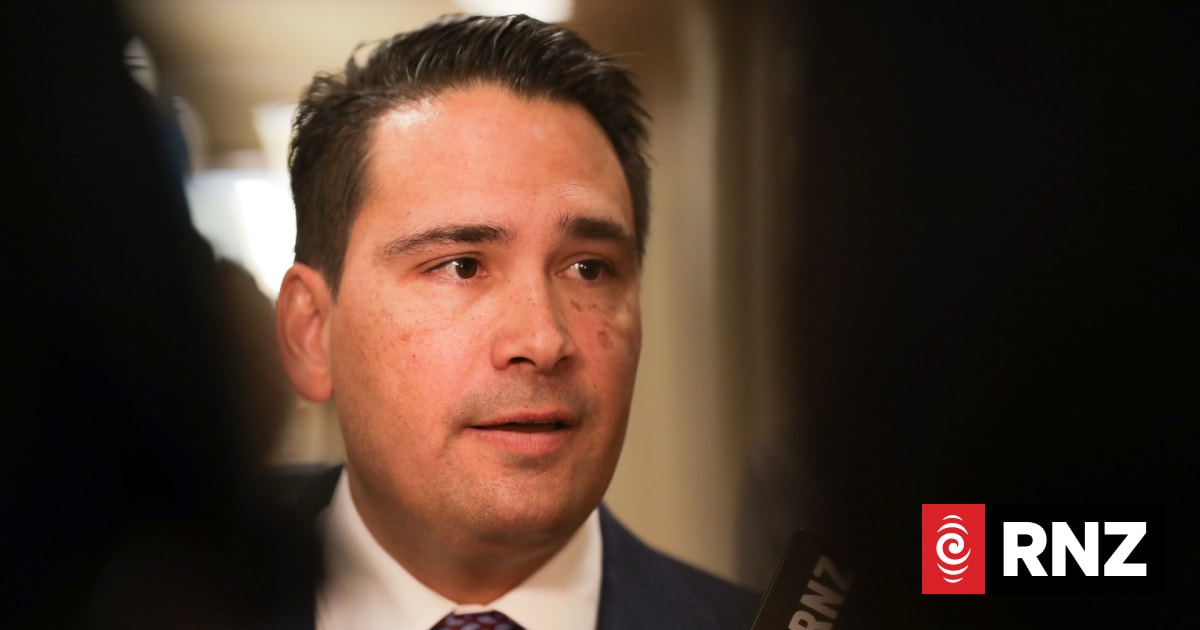 National in position to govern with ACT's help latest poll shows | RNZ