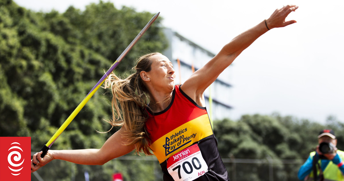 Peeters smashes New Zealand javelin record | RNZ News