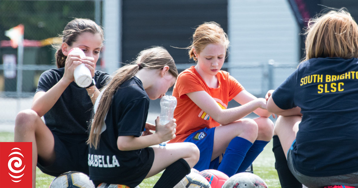 Reversing the trend of girls quitting sport in their teens | RNZ