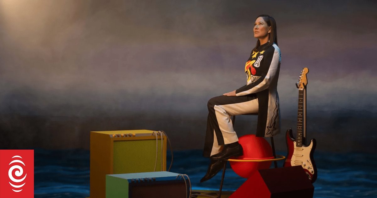 Indie icon Kim Deal’s singing voice is as cool and comforting as ever ...