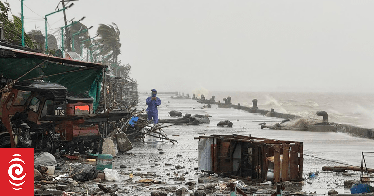 New Zealander in China preparing for super typhoon, winds up to 215khm ...