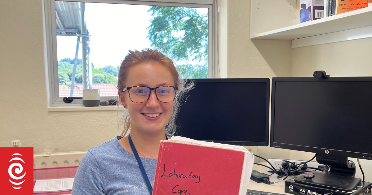 Social media reunites Irish PhD student with vital stolen lab notes ...