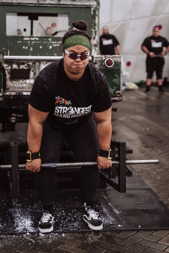 Pasifika, Māori strongman competition draws crowds | RNZ News