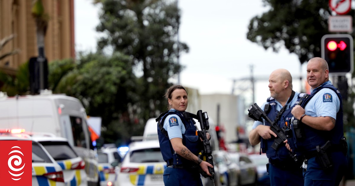 'Shocking & traumatic': 3 dead in Auckland CBD shooting including ...