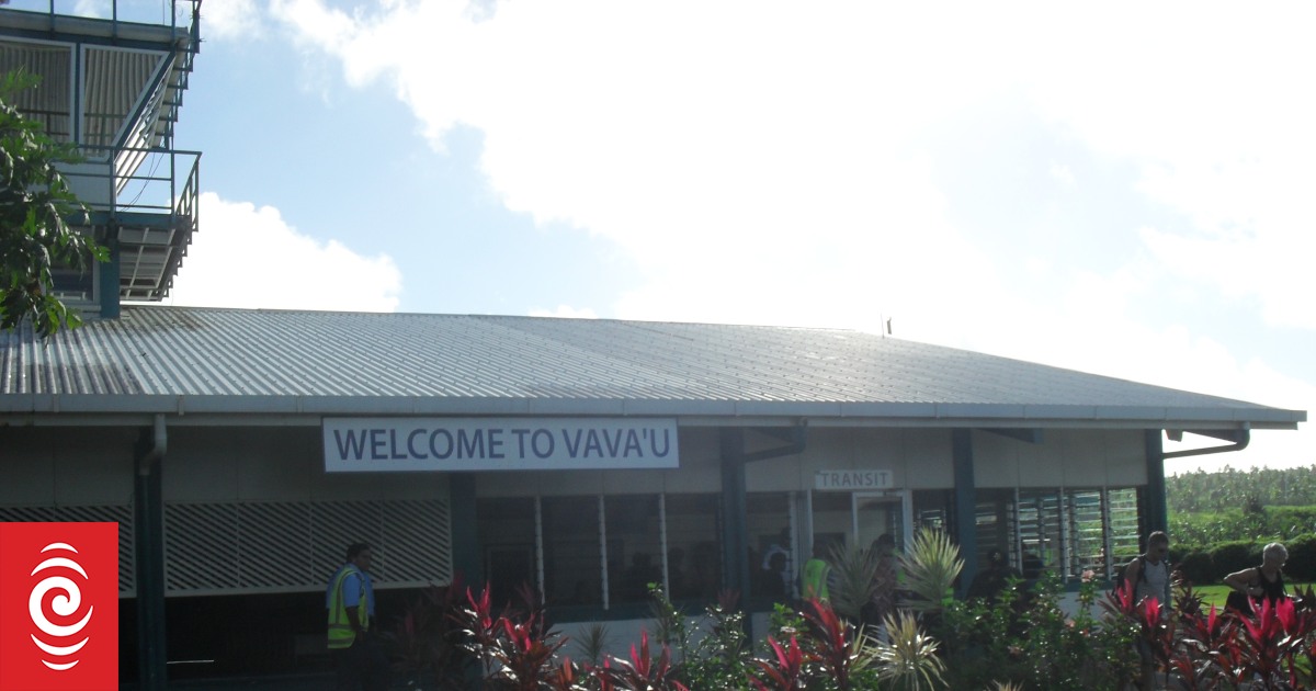 Domestic flights need improvement, says Tonga tourism | RNZ News