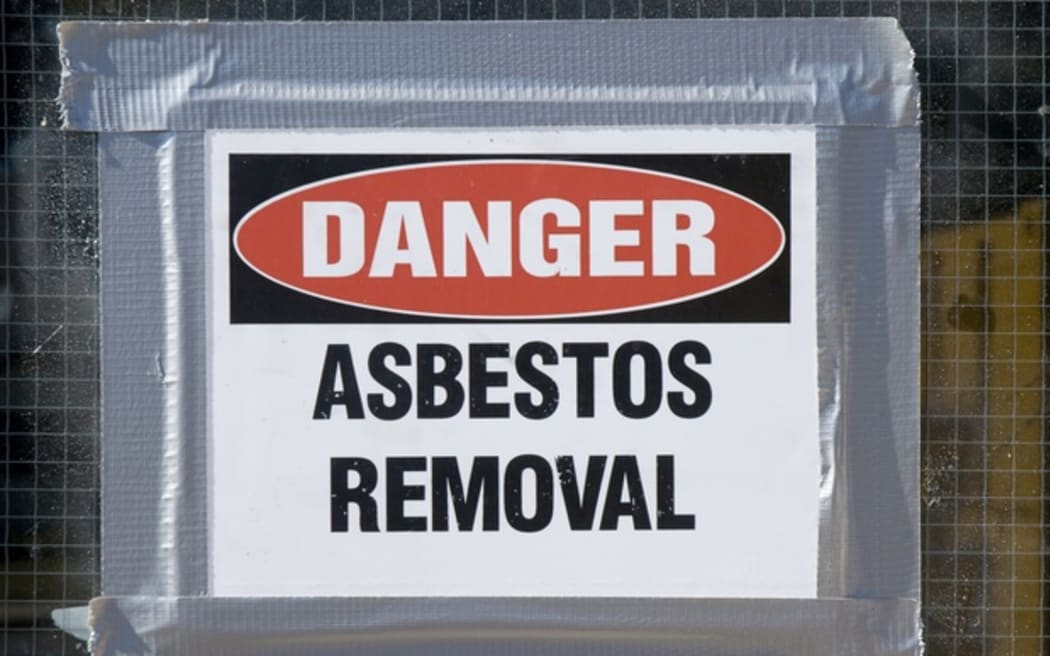 Asbestos awareness campaign launched to stop needless deaths | RNZ