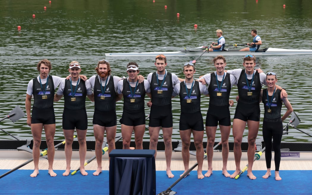 New Zealand rowers qualify men's eight for Tokyo Olympics | RNZ News