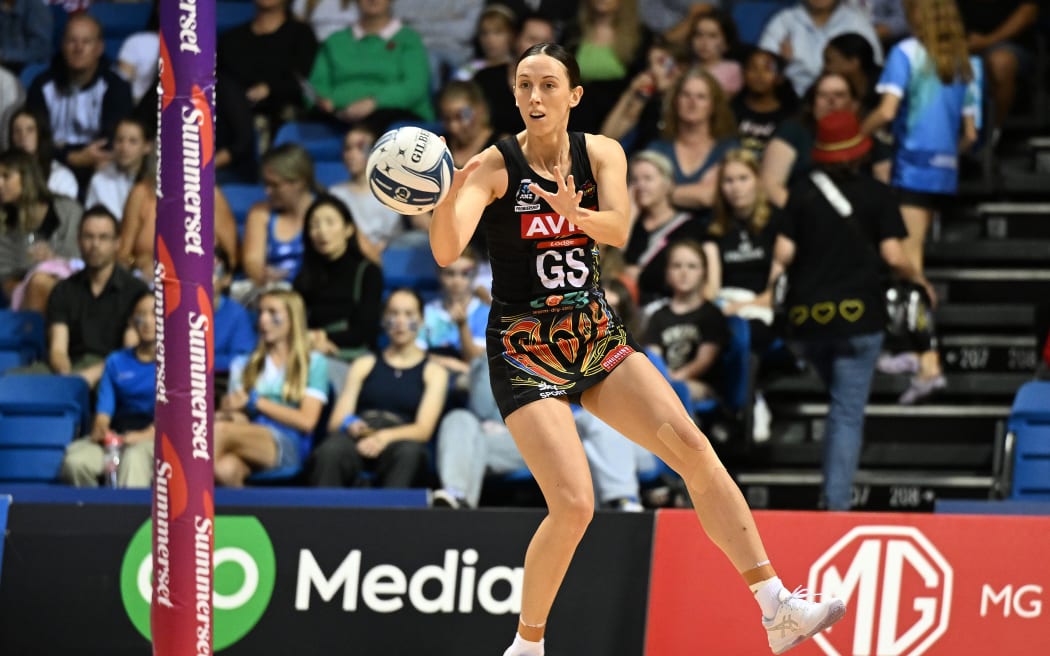 Bailey Mes calls time on netball career | RNZ News