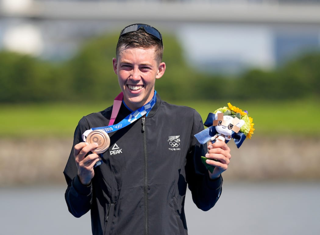 Olympics: Hayden Wilde describes winning bronze in triathlon | RNZ