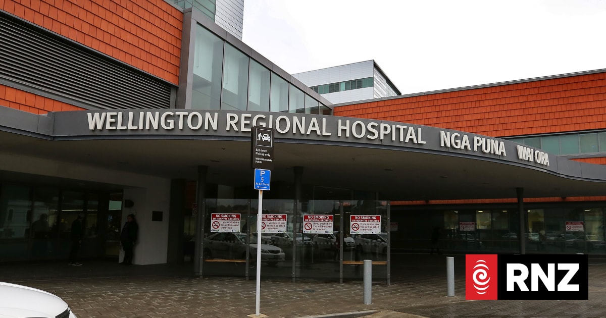Emergency department pushed close to capacity | RNZ