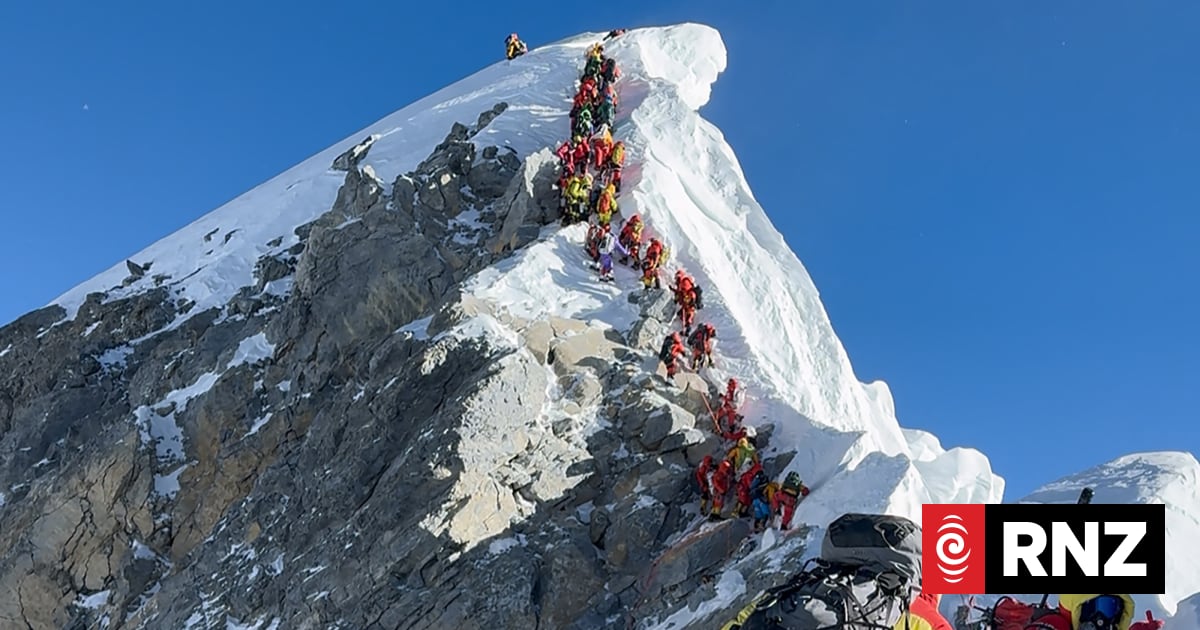 Mt Everest's dirty secret | RNZ