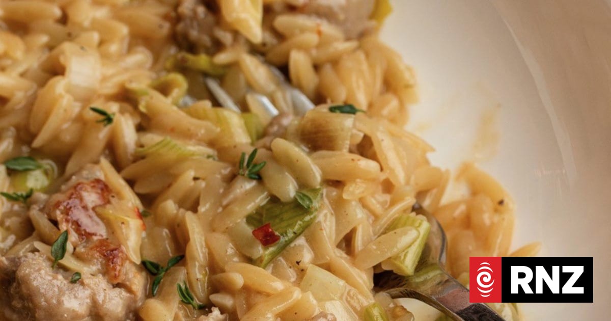 Creamy Sausage Orzo with Leeks recipe | RNZ