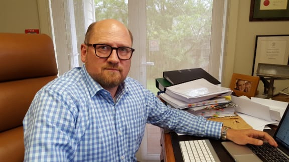 Prisoner claims job loss after seeing staff kissing | RNZ News