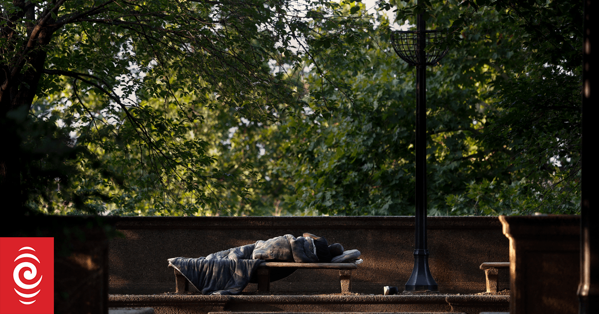 Donald Trump vows to evict homeless from Washington, official says ...